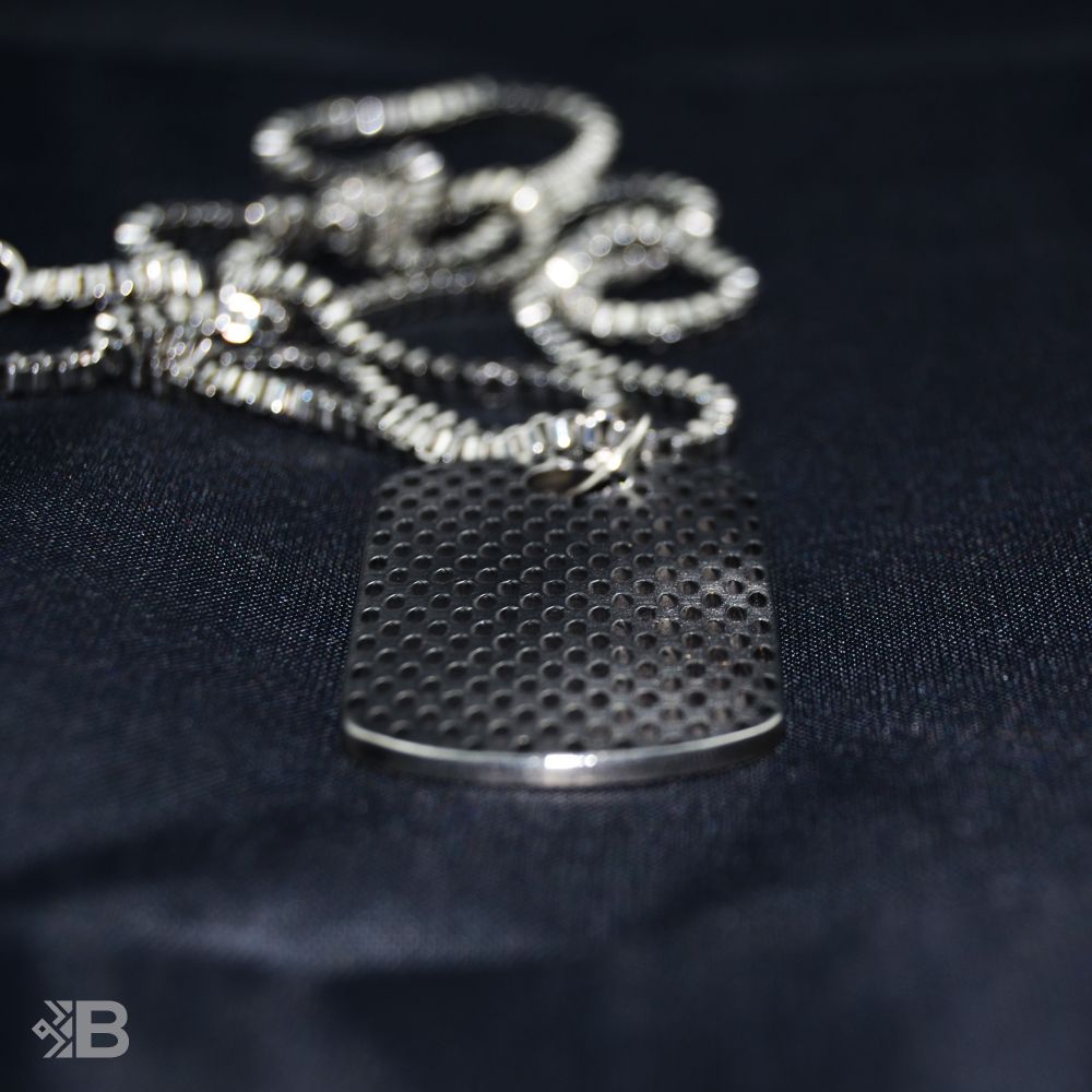 Delikli Çelik Asker Kolyesi - bayzade.net