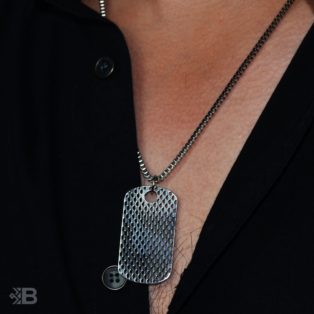 Delikli Çelik Asker Kolyesi - bayzade.net